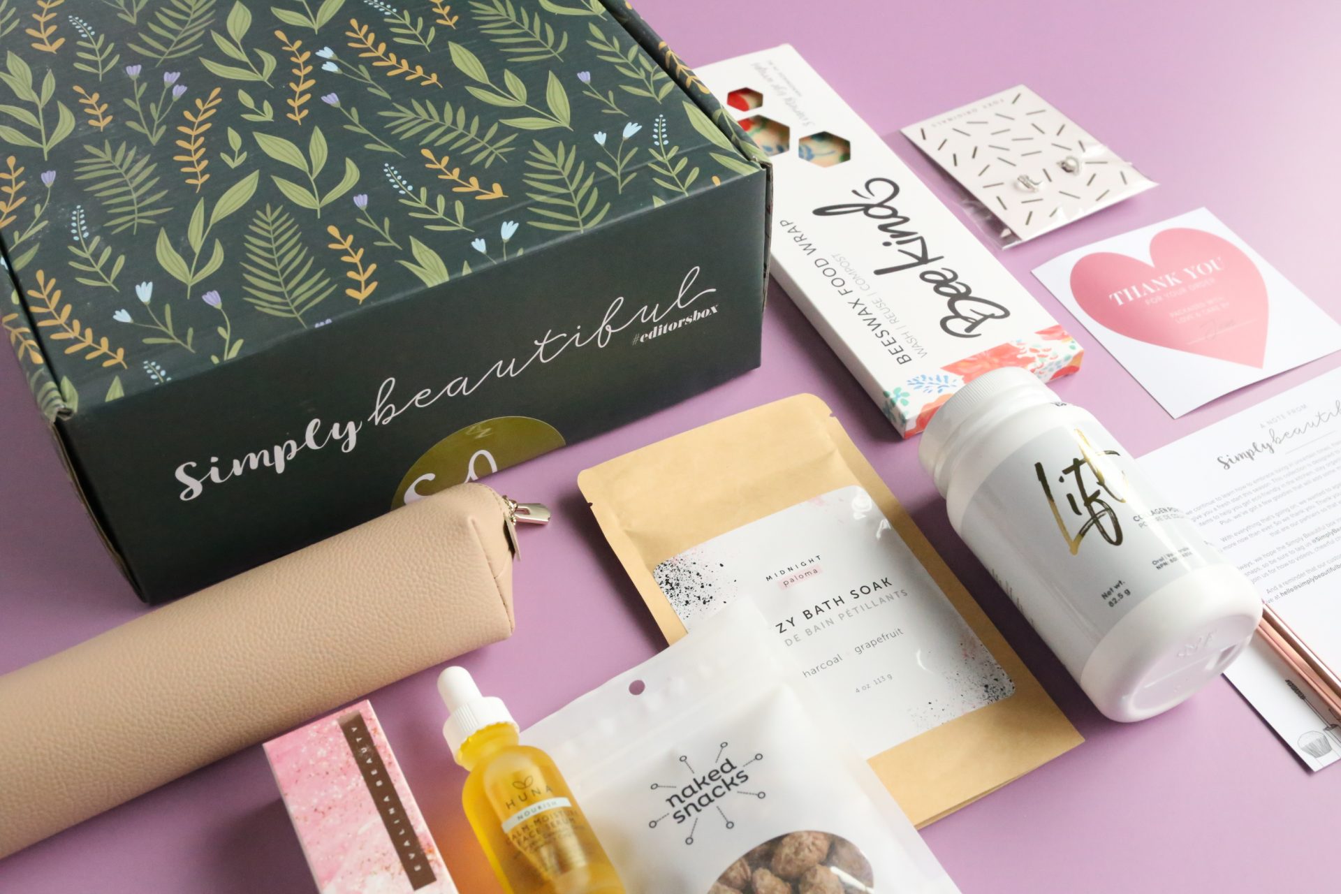 A Year of Boxes™ | Simply Beautiful Box Review Fall 2020 - A Year of Boxes™