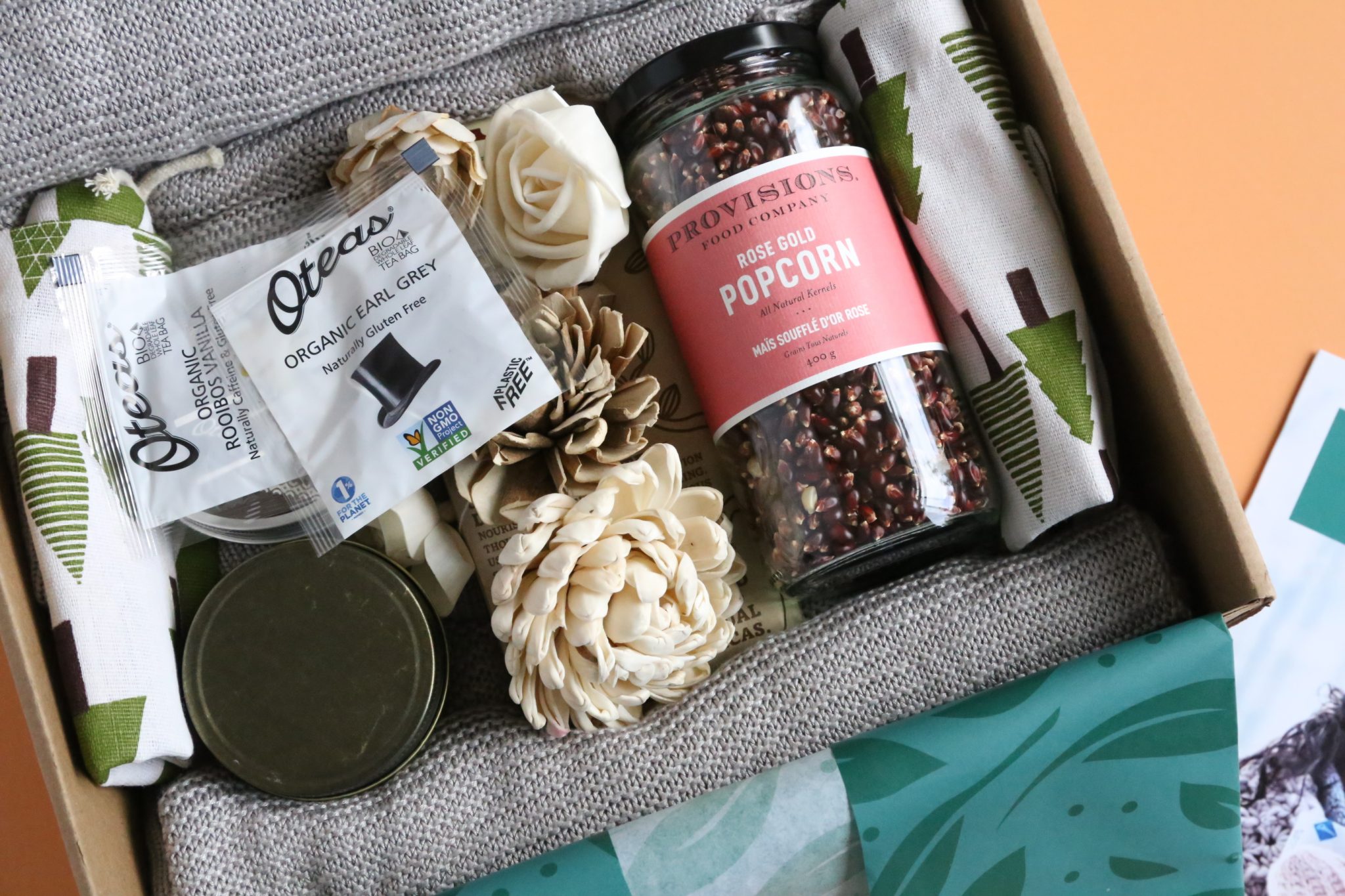 A Year of Boxes™ | Let’s Go Eco Review Winter 2020 - A Year of Boxes™