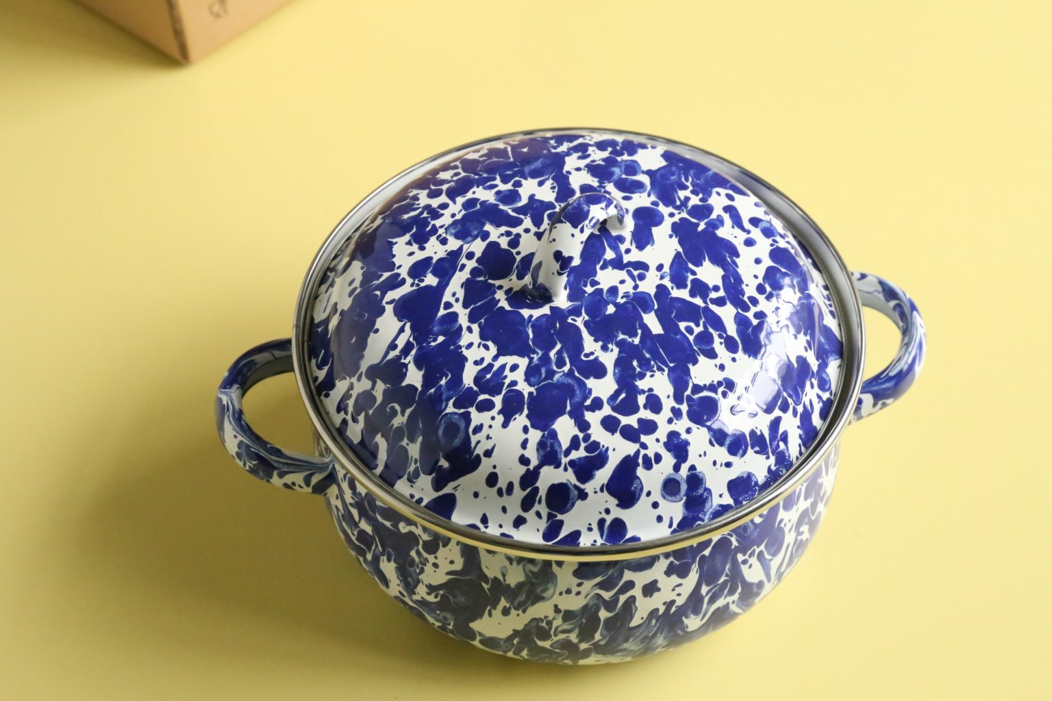 A Year of Boxes™ | FabFitFun Review Fall 2021 - A Year of Boxes™